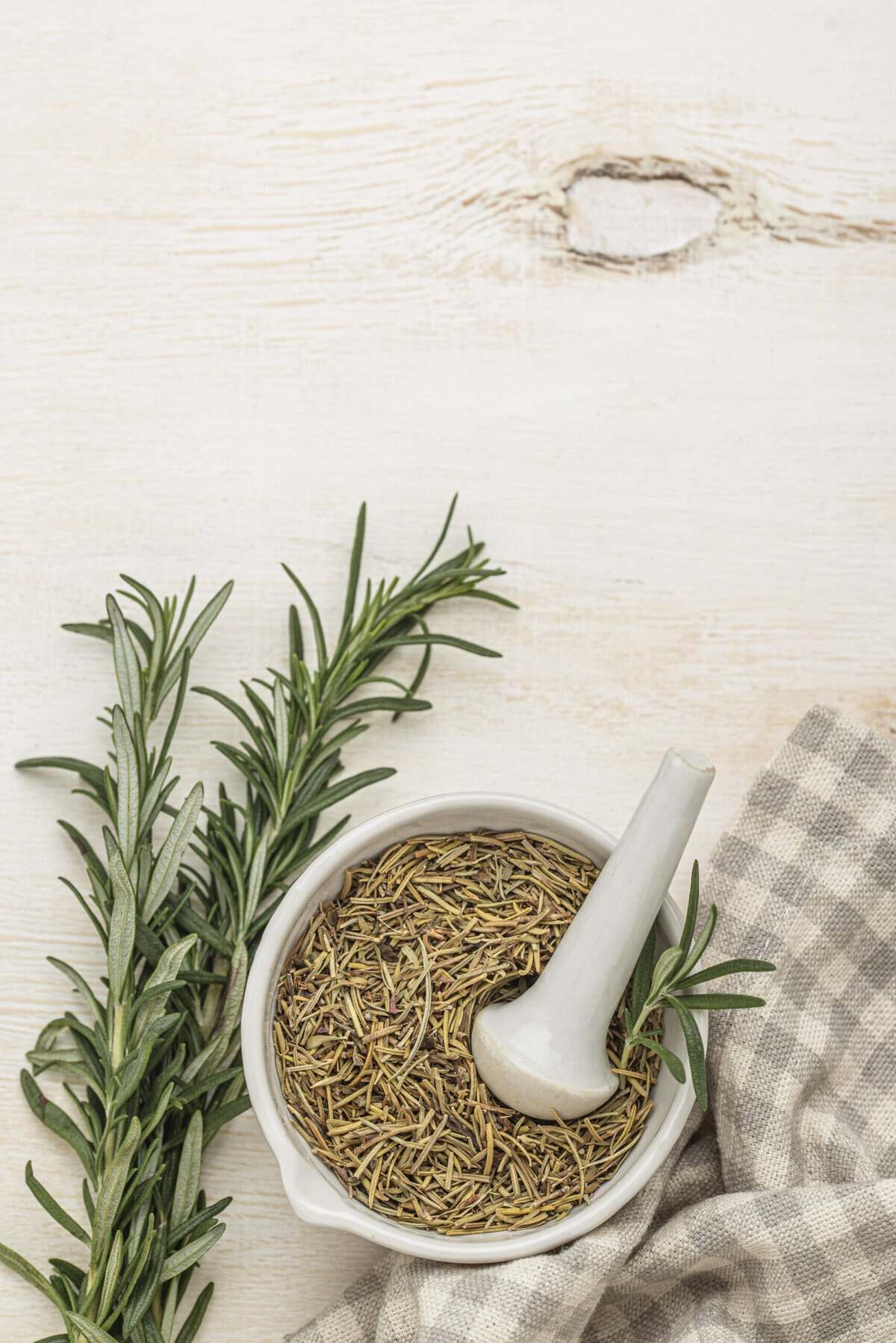 Medicinal Properties of Rosemary - Food for the Brain (and More!)